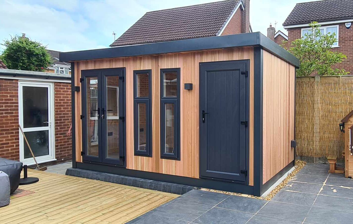 Uberhaus Combi | Worksop Landscape & Building Supplies
